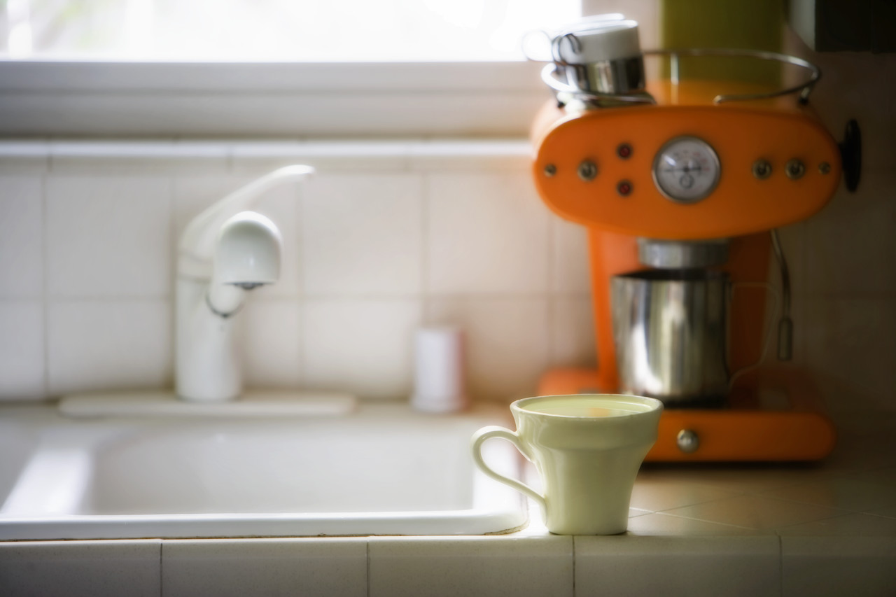 PAT NEWCOMBE, RomanticThriller Writer's blog, (aka writing saved my ...